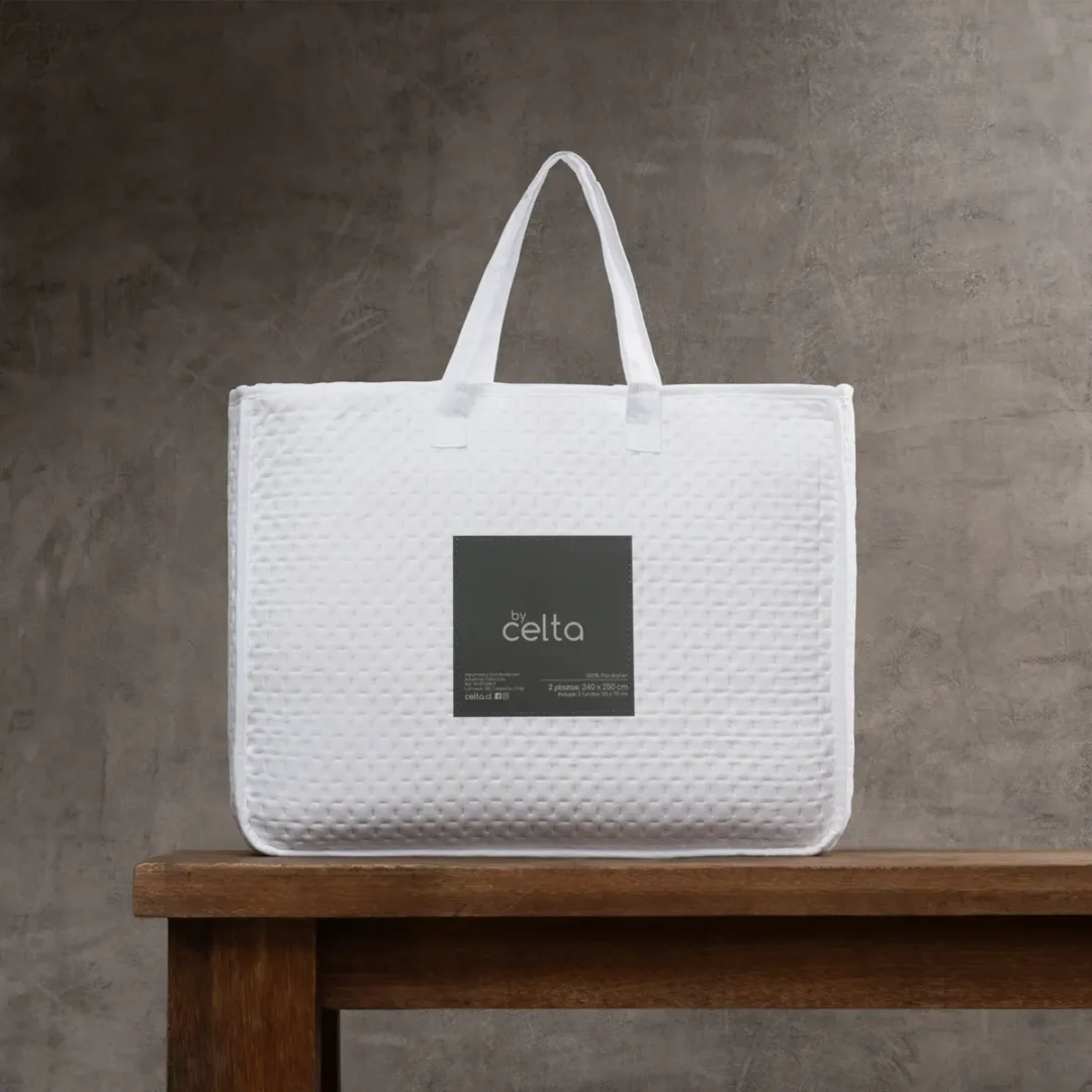 Quilt Trini White - Celta